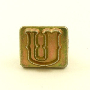HALF PRICE 19mm Decorative Letter U Embossing Stamp - artisanleather.co.uk