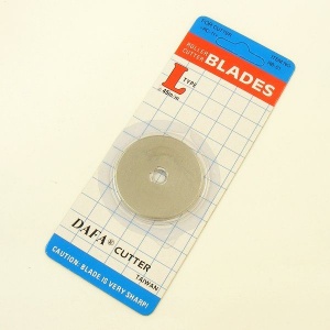 Replacement Blade for 45mm Rotary Cutter - artisanleather.co.uk