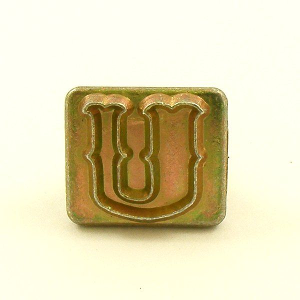 HALF PRICE 19mm Decorative Letter U Embossing Stamp - artisanleather.co.uk