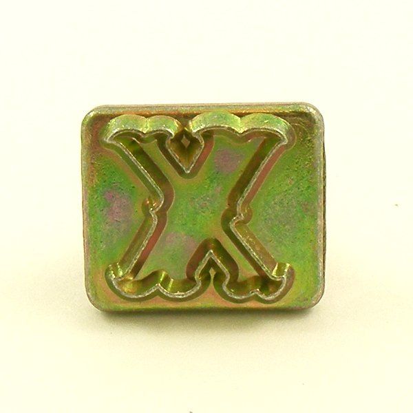 HALF PRICE 19mm Decorative Letter X Embossing Stamp - artisanleather.co.uk