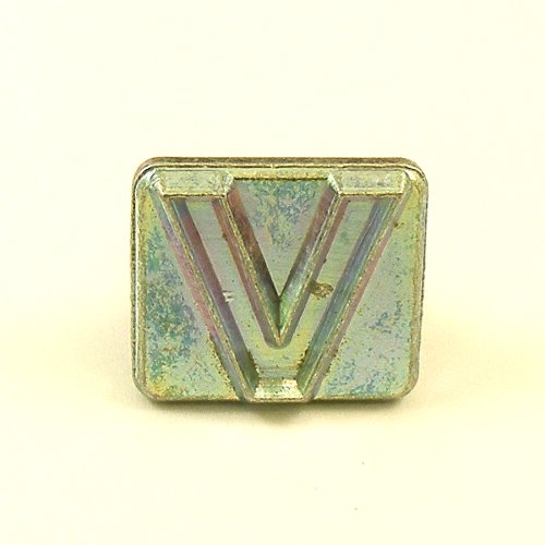 19mm Block Letter V Embossing Stamp - artisanleather.co.uk
